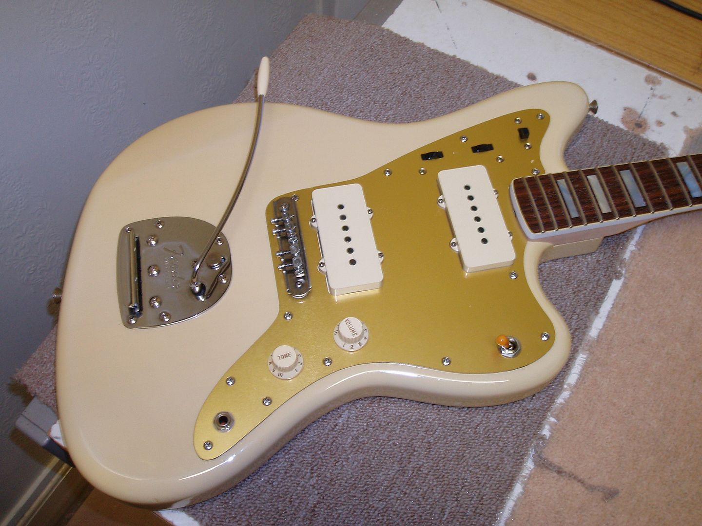 Jazzmaster Neck Strip and Refinish plus Mod. - OffsetGuitars.com